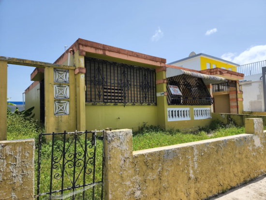 Opcionada! Urb. Alturas de Rio Grande O-755 Río Grande, Puerto Rico ...